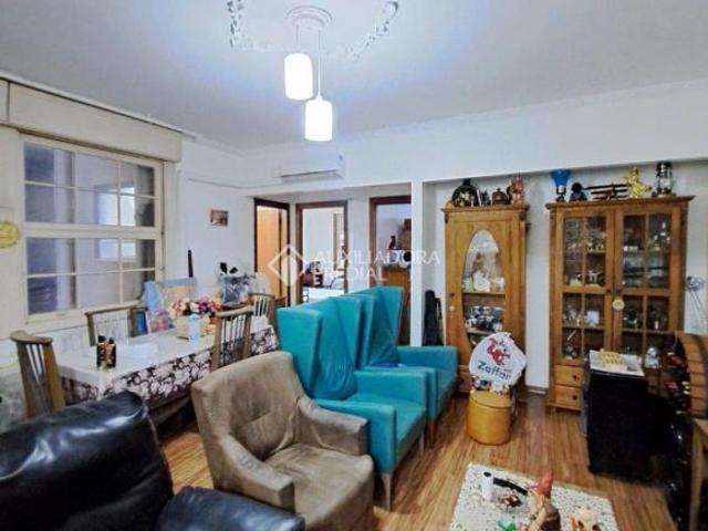 APARTAMENTO 2 DORMITORIOS REFORMADO ELEVADOR EM FRENTE CASA CULTURA NO CENTRO HISTORICO