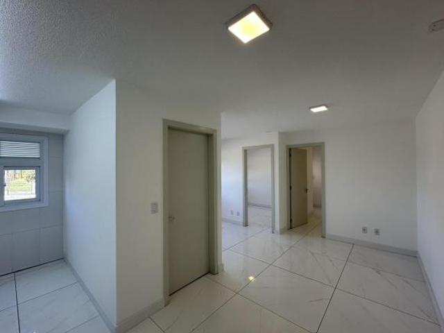 Apartamento 2 Dormitórios Reformado na Restinga