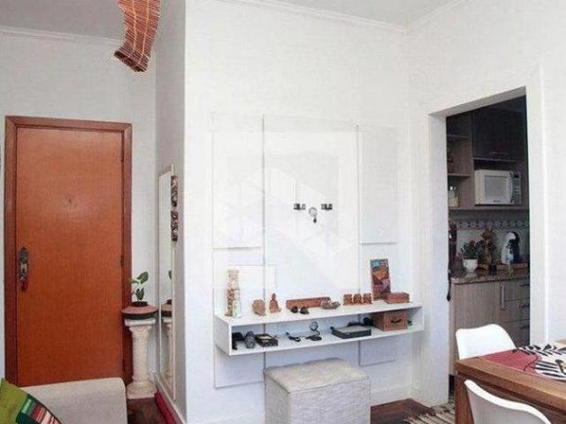 Apartamento 2 dormitórios reformado no bairro Santana
