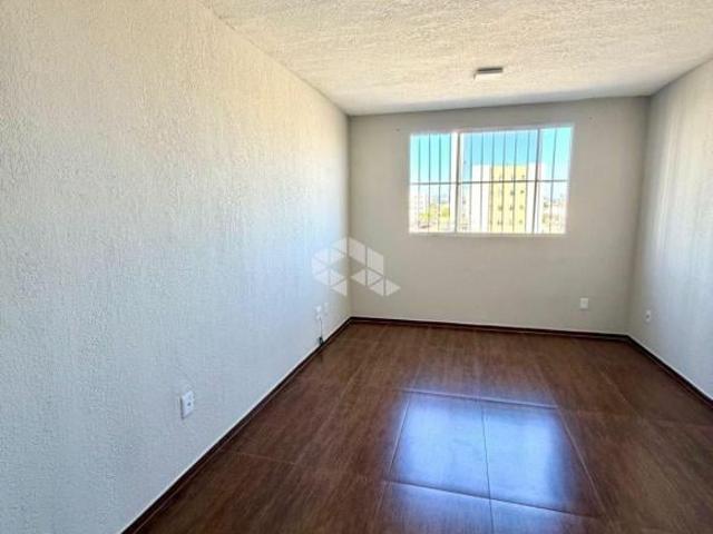 Apartamento 2 dormitórios reformado no bairro Sarandi