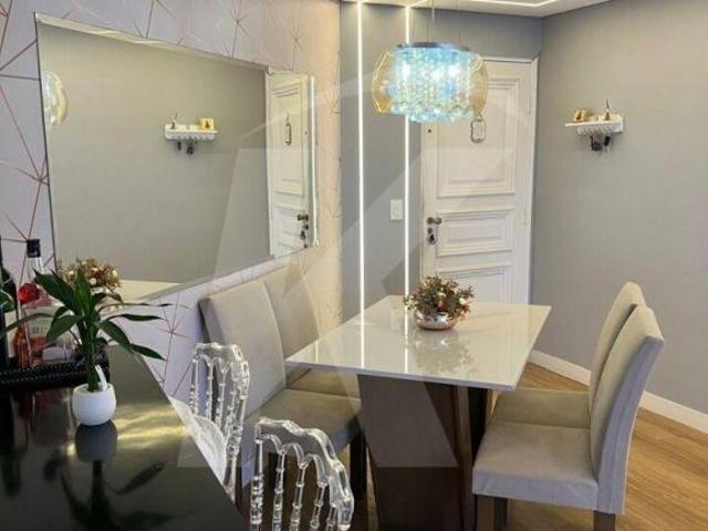 Apartamento 2 dormitórios, repleto de armários e 1 vaga no Lauzane