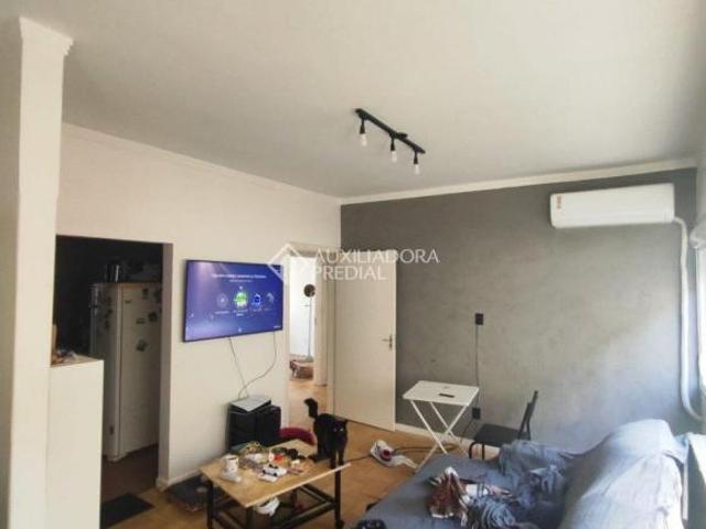 APARTAMENTO 2 DORMITORIOS RREFORMADO E ENSOLARADO SANTA CECILIA