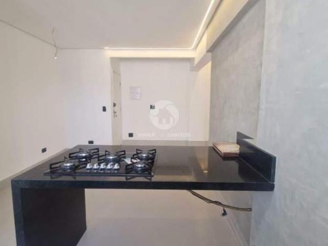 Apartamento 2 Dormitórios, Suíte e Vista Livre na Ponta da Praia Santos SP