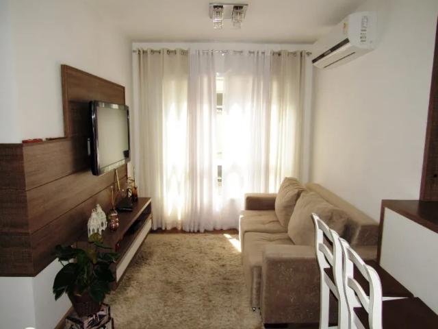 Apartamento / 2 Dormitórios / suíte / garagem