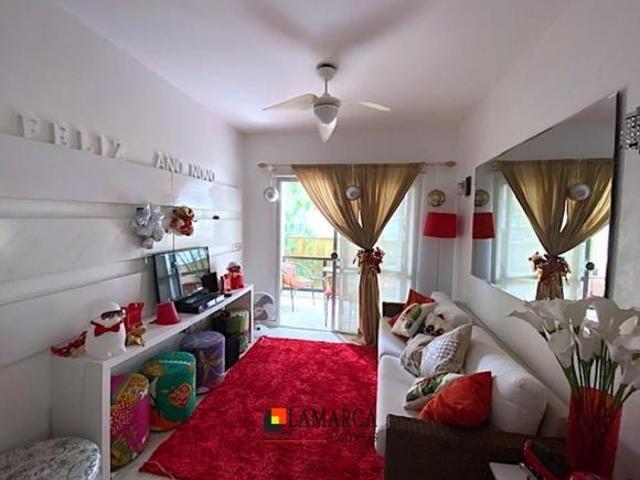 Apartamento 2 dormitórios sacada Enseada Guarujá