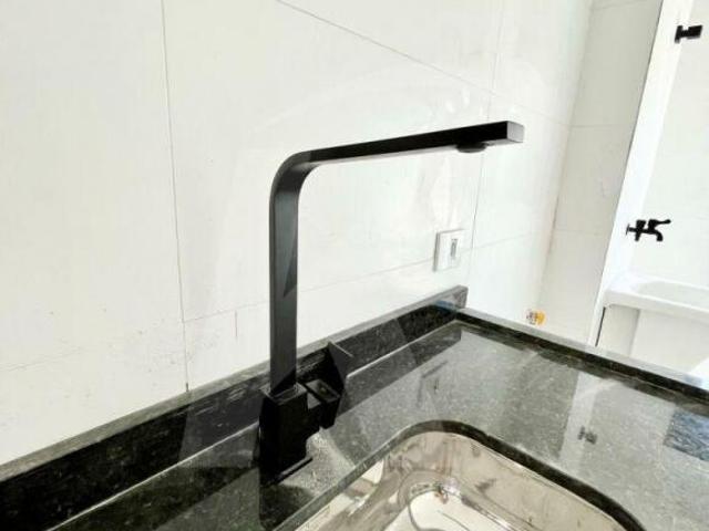 Apartamento 2 dormitórios sacada na Vila Gustavo