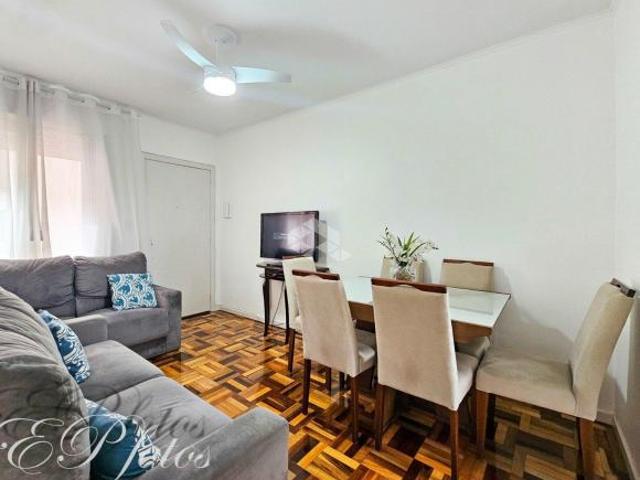 Apartamento 2 dormitórios semimobiliado, com vaga de garagem no Humaitá, Porto Alegre