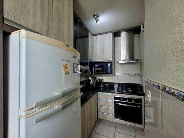 Apartamento 2 dormitórios semimobiliado PRONTO PARA MORAR