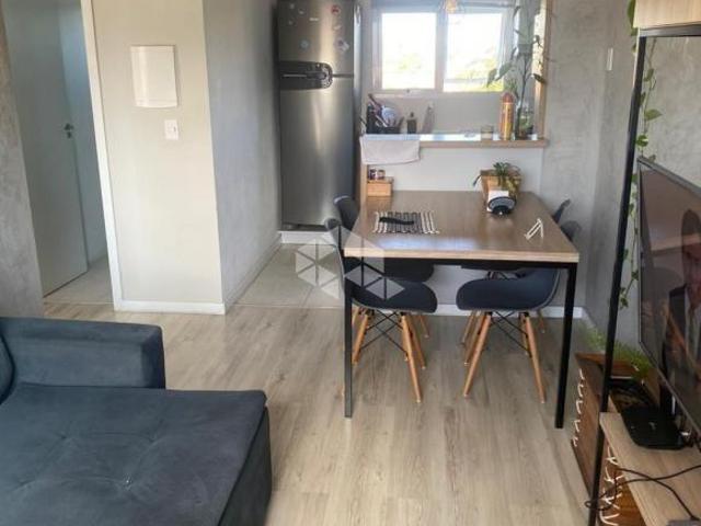 Apartamento 2 dormitórios, semimobilido, vaga coberta. Playground e salão de festas. Aceita financia