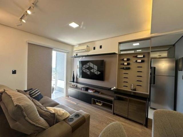 Apartamento 2 dormitórios sendo uma suíte, 1 vaga coberta, mobiliado, bairro Igara Canoas