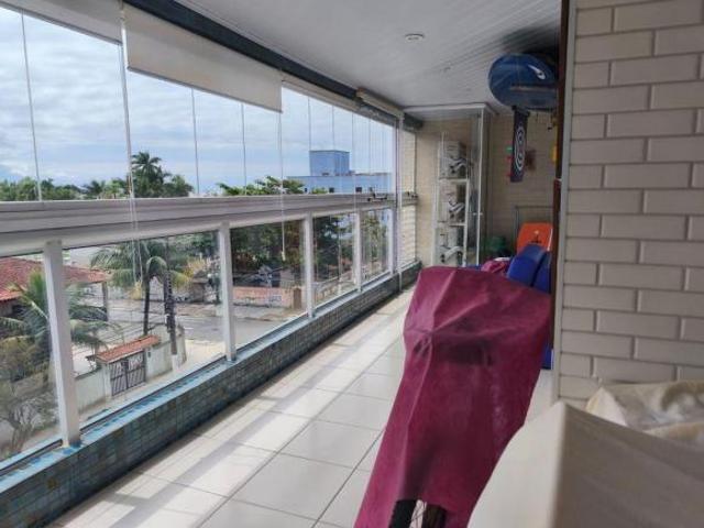 Apartamento 2 dormitórios sendo 1 suite 100m da praia