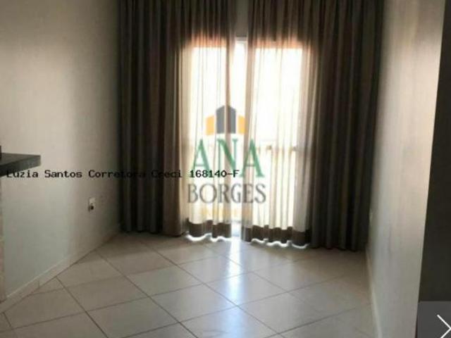 Apartamento 2 dormitórios, sendo 1 suíte