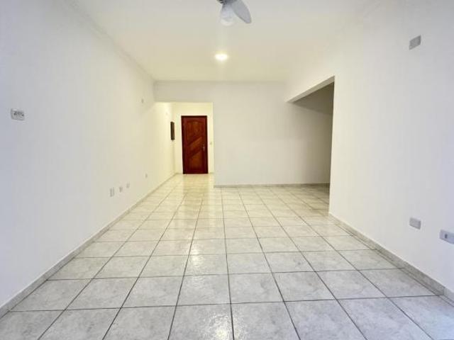 Apartamento 2 dormitórios sendo 1 suíte Canto do Forte