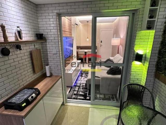 Apartamento 2 dormitórios, totalmente mobiliado,com eletrodomésticos completamente SMART, com sacada