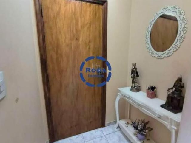 Apartamento 2 dormitórios,vaga demarcada a venda no Marapé Santos S.P