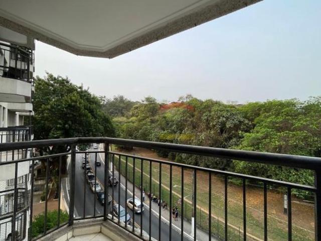 Apartamento 2 dormitórios, varanda, 1 vaga, torre única e lazer completo. Próximo ao Horto Florestal
