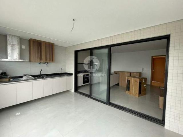 Apartamento 2 Dormitórios, Varanda Gourmet e Vista Livre Santos SP
