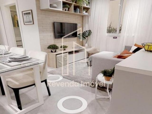 Apartamento 2 dormitórios, varanda e 1 vaga à venda em Itaquera