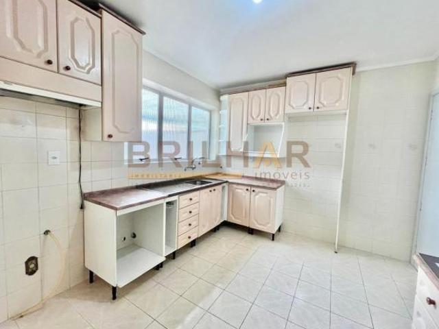 Apartamento 2 dormitórios vender bairro Panazzolo em Caxias do Sul
