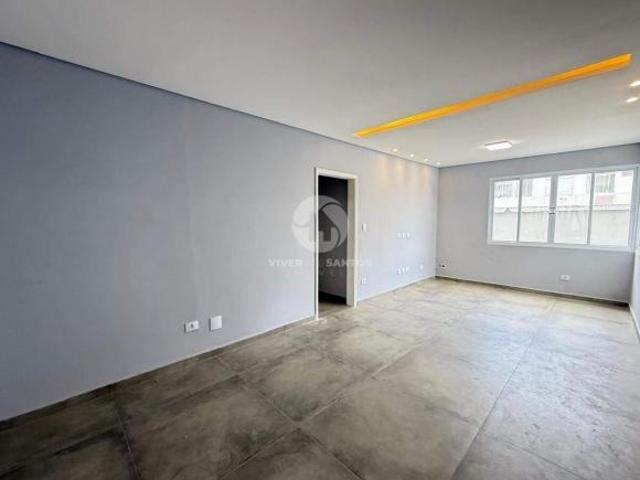 Apartamento 2 Dormitórios, Vista Mar e Próximo à Praia no Boqueirão Santos SP