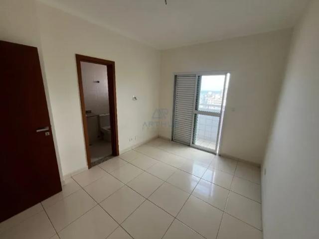 Apartamento 2 dormitórios Vista Mar Lazer Completo