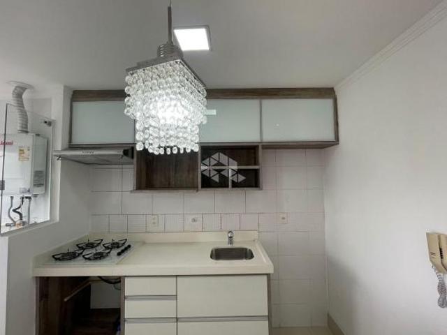 Apartamento 2 dormitórios 01 suíte com varanda e vaga de garagem na Vila Augusta em Guarulhos