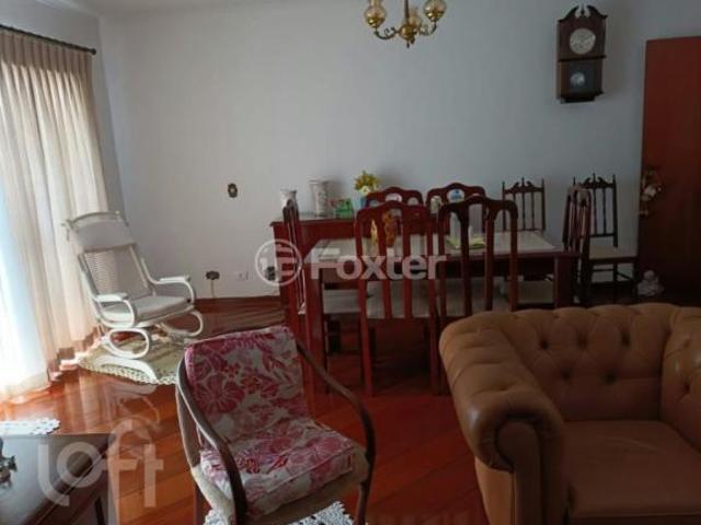 Apartamento, 2 dormitórios, 140 m², em Santana