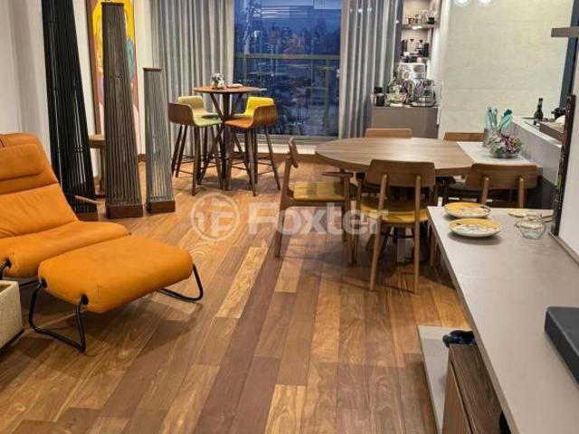 Apartamento, 2 dormitórios, 163 m², em Vila Mariana