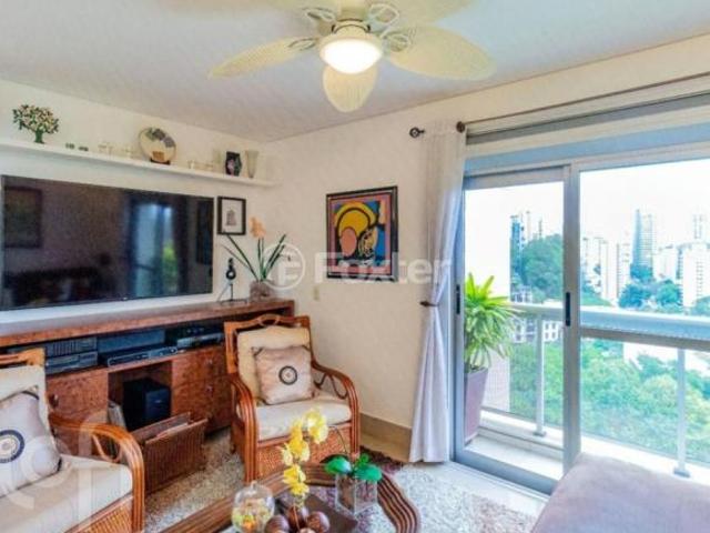 Apartamento, 2 dormitórios, 162 m², em Parque do Morumbi