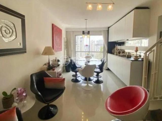 Apartamento, 2 dormitórios, 189 m², em Pinheiros