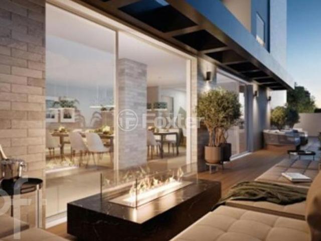 Apartamento, 2 dormitórios, 101.23 m², em São Pelegrino