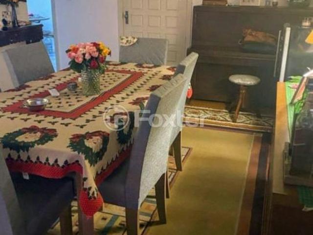 Apartamento, 2 dormitórios, 109.06 m², em Centro