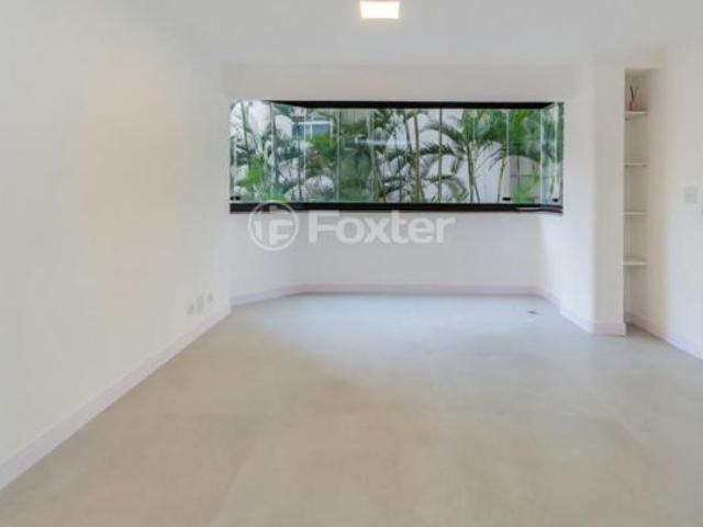Apartamento, 2 dormitórios, 110 m², em Campo Belo