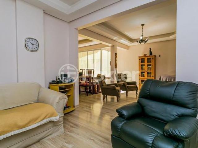 Apartamento, 2 dormitórios, 112.49 m², em Moinhos de Vento