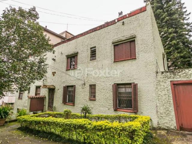 Apartamento, 2 dormitórios, 112 m², em Auxiliadora