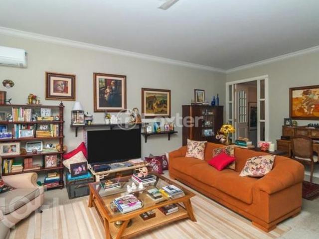 Apartamento, 2 dormitórios, 112 m², em Rio Branco