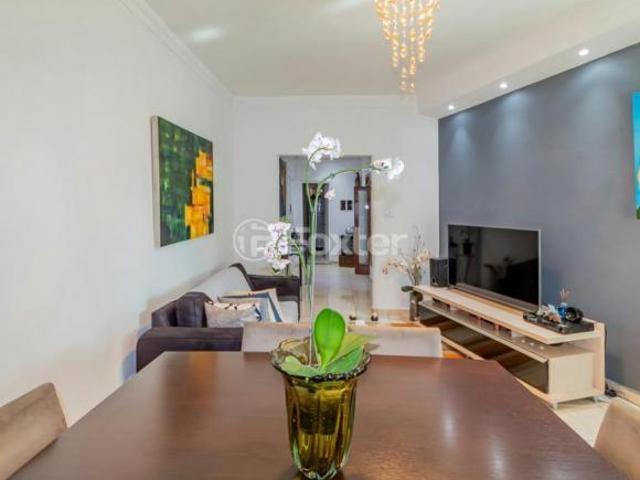 Apartamento, 2 dormitórios, 114 m², em Santa Cecília