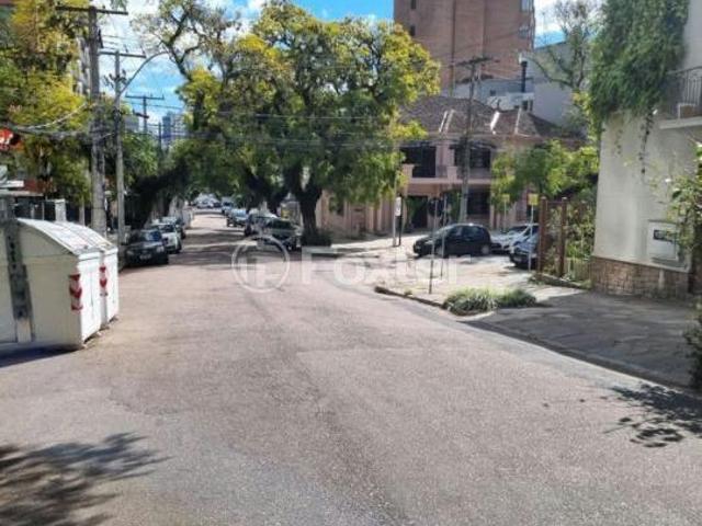 Apartamento, 2 dormitórios, 115 m², em Independência