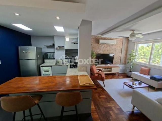 Apartamento, 2 dormitórios, 115 m², em Independência