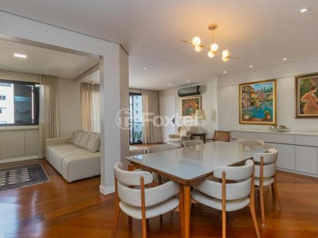 Apartamento, 2 dormitórios, 116 m², em Vila Olímpia