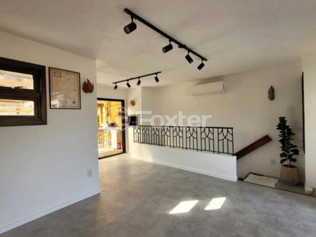 Apartamento, 2 dormitórios, 119.43 m², em Santa Cecília