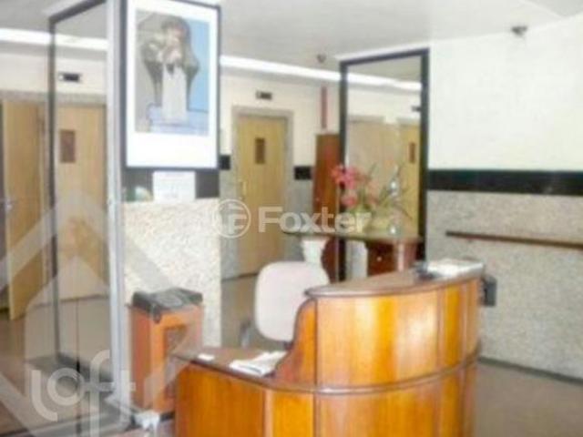 Apartamento, 2 dormitórios, 120 m², em Centro Histórico