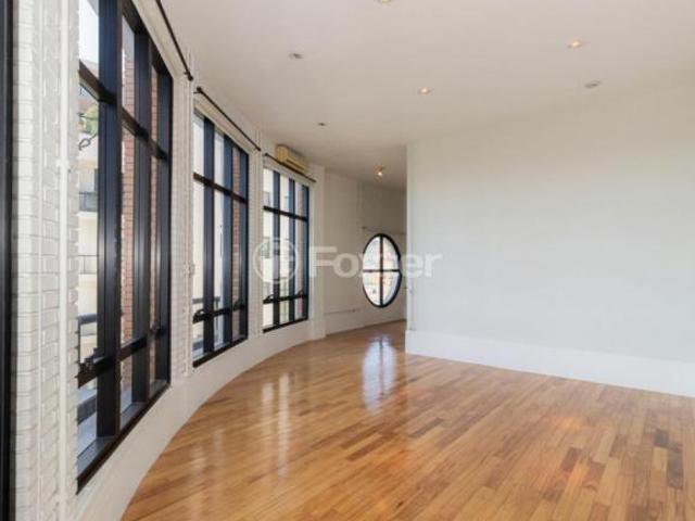 Apartamento, 2 dormitórios, 127 m², em Itaim Bibi