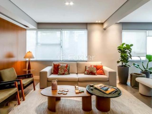 Apartamento, 2 dormitórios, 125 m², em Vila Uberabinha