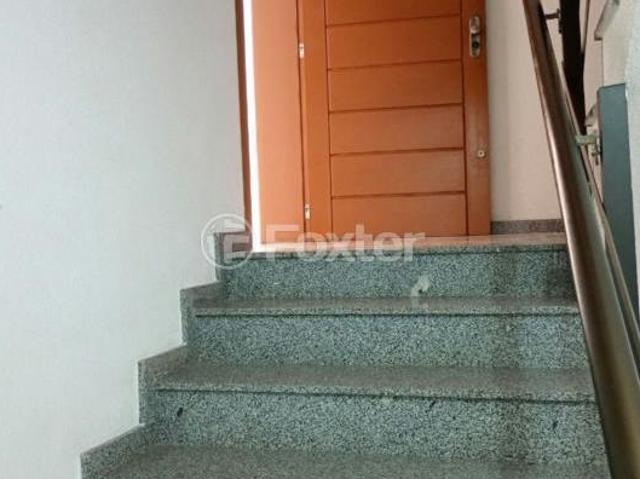 Apartamento, 2 dormitórios, 128.18 m², em Azenha