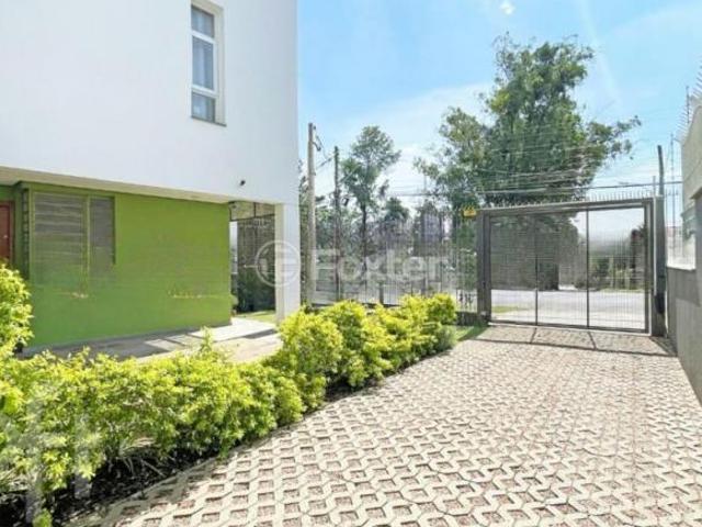 Apartamento, 2 dormitórios, 134 m², em Jardim Sabará