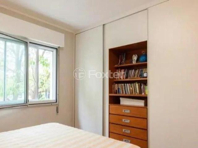 Apartamento, 2 dormitórios, 138 m², em Jardim Paulista