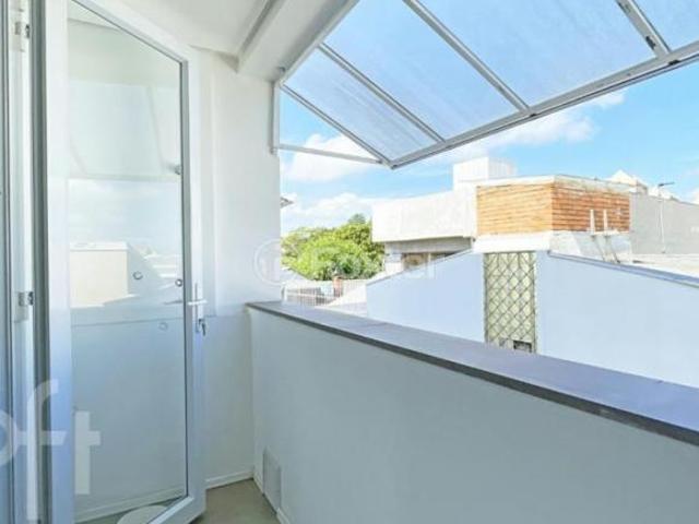 Apartamento, 2 dormitórios, 139 m², em Jardim Sabará