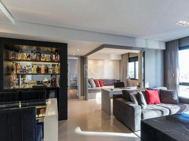 Apartamento | 2 Dormitórios | 1 Suíte | 1 Vaga | Bairro Cristal | Porteira Fechada