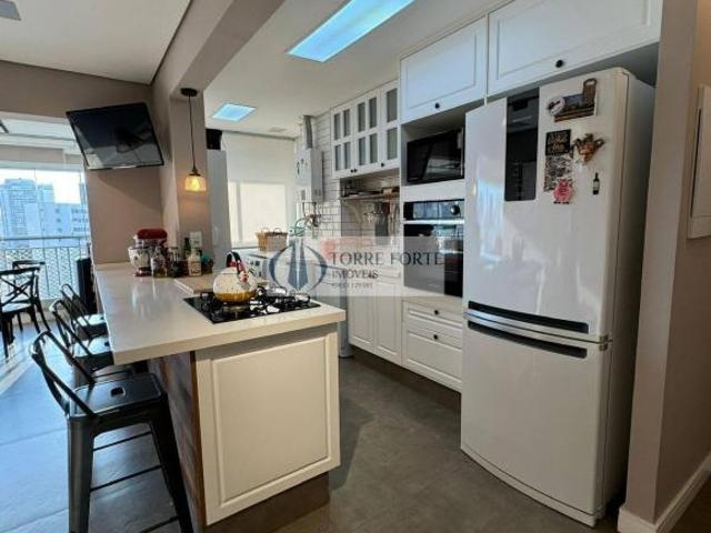Apartamento 2 dormitórios, 1 suíte, 64 m2, na Vila Carrão